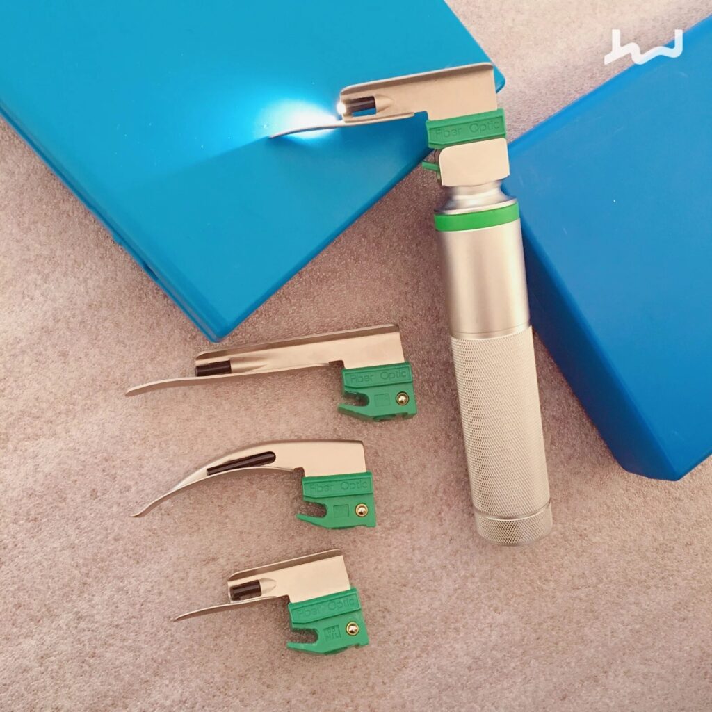 Hot Selling Pediatric Adult Miller and Fiber Optic Disposable Blades ...